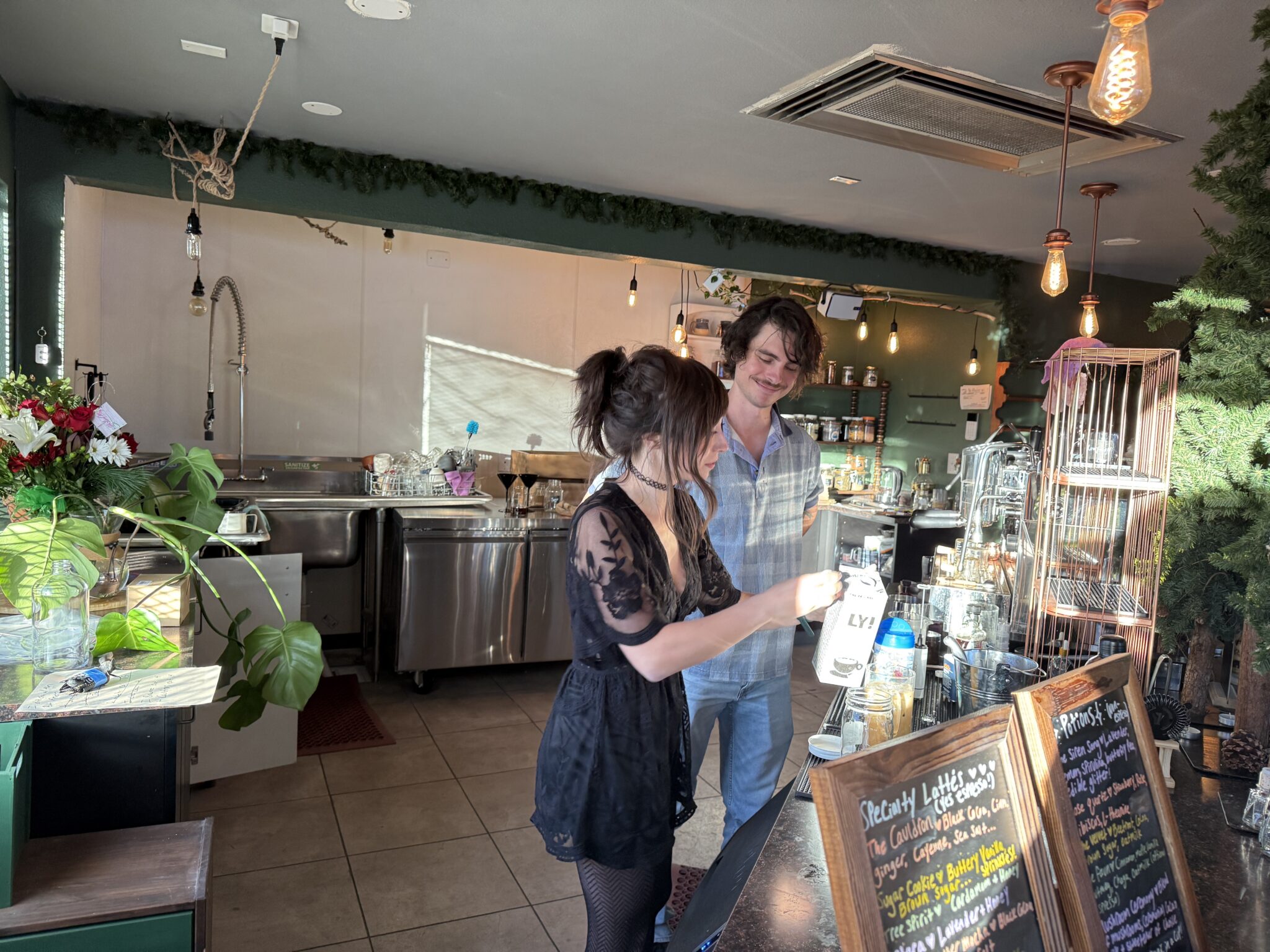 Zero waste cafe opens in downtown Colorado Springs